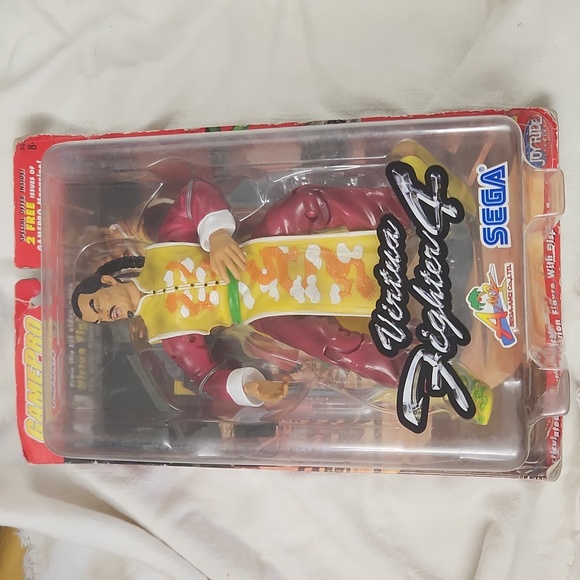 SEGA Joyride | Toys | Vintage 202 Gamepro Virtua Fighter 4 Lau Action ...